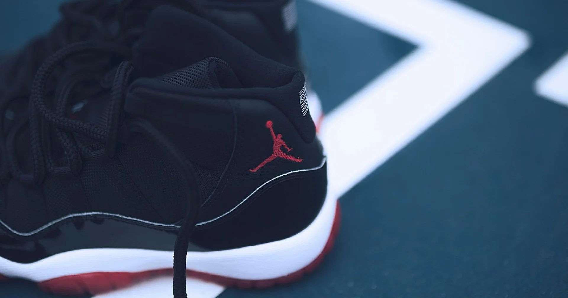 Les jordan 1 mid en série limitée : un phénomène dans le monde des ...